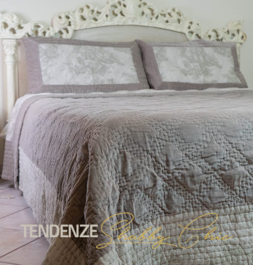 Trapunta Matrimoniale Boutis Toile de Jouy Blanc Mariclò Tortora