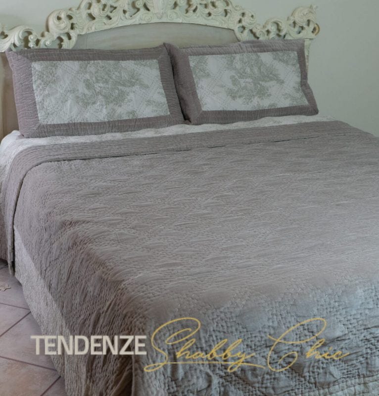 Trapunta Matrimoniale Boutis Toile de Jouy Blanc Mariclò Tortora